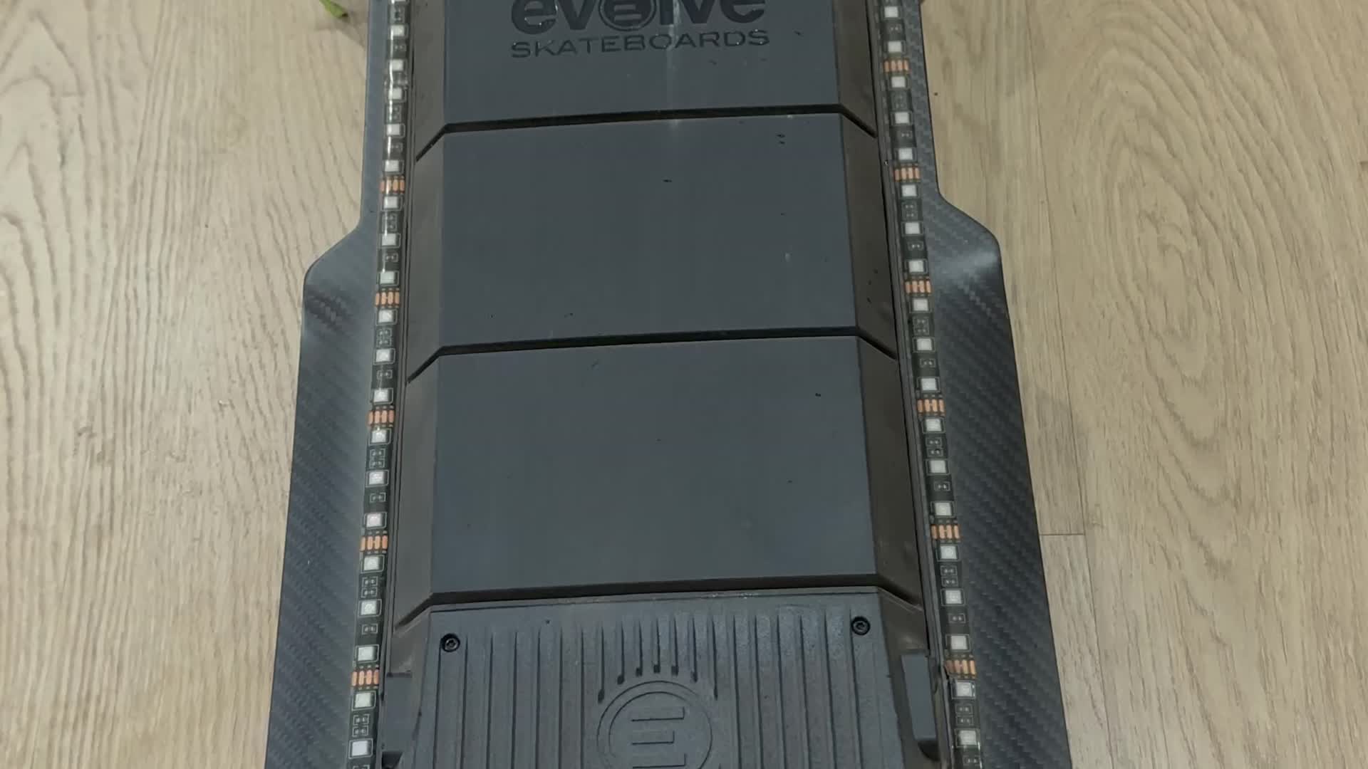 Shop LED Skateboard Lights at Evolve US - Fast Shipping