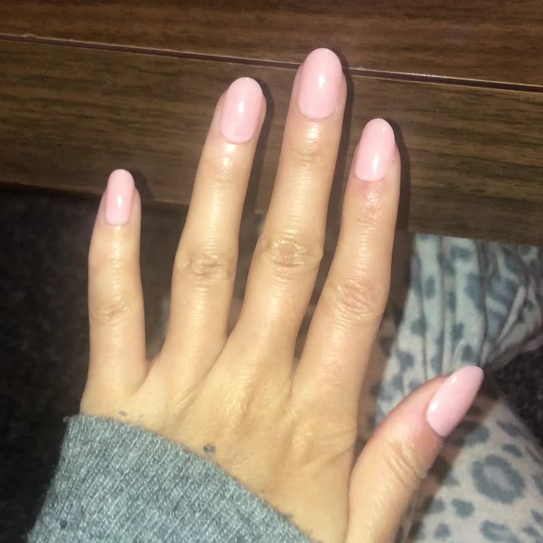 Milky Pink Round | Short Press On Nails – STATIC NAILS