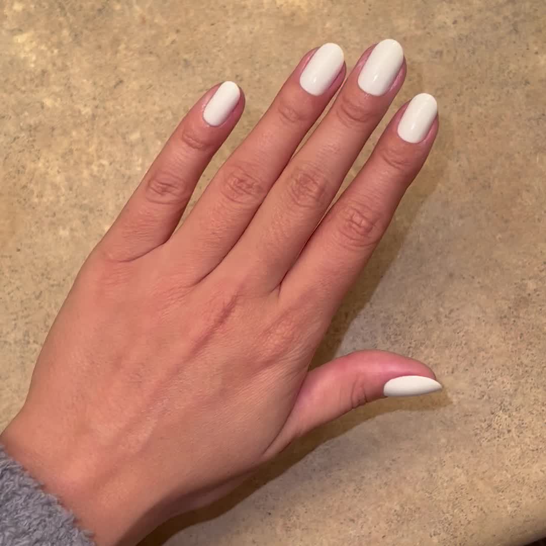 Canvas Round Almond Award-Winning Reusable Pop-On Manicures® | Better ...