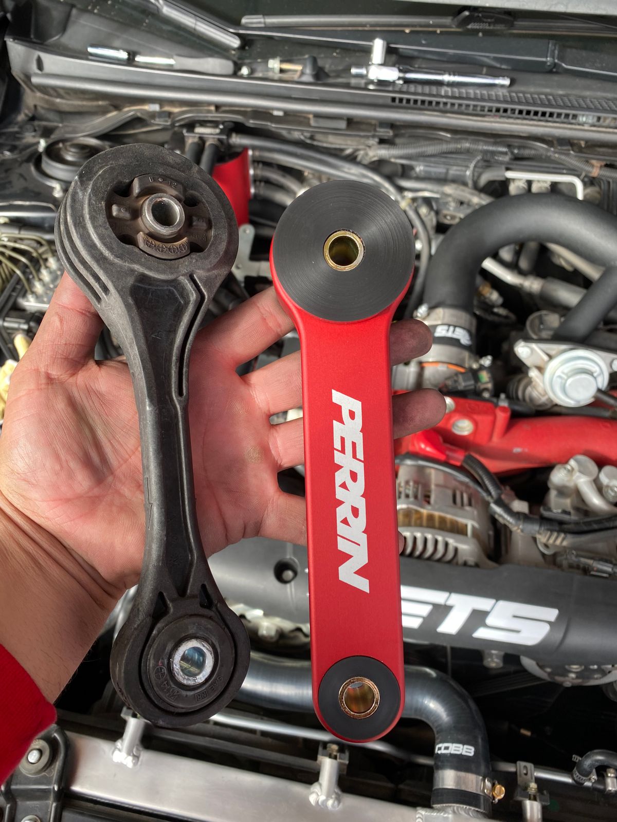 Perrin Pitch Stop Mount Red WRX 2002-2022 / STI 2004-2021 / Impreza 20 ...