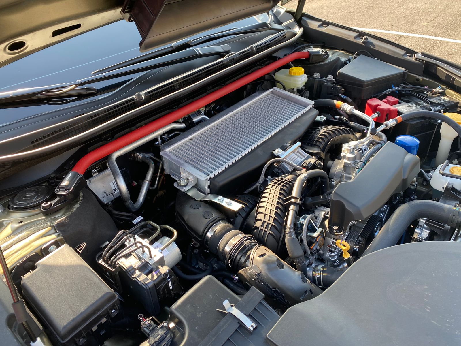 Perrin Front Black Strut Brace Red Subaru Legacy/Outback 2020-2023 ...