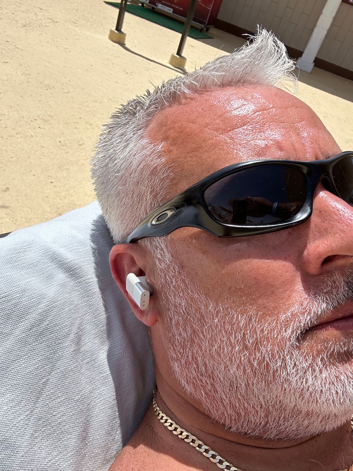 Between 3ANC Wireless Earbuds