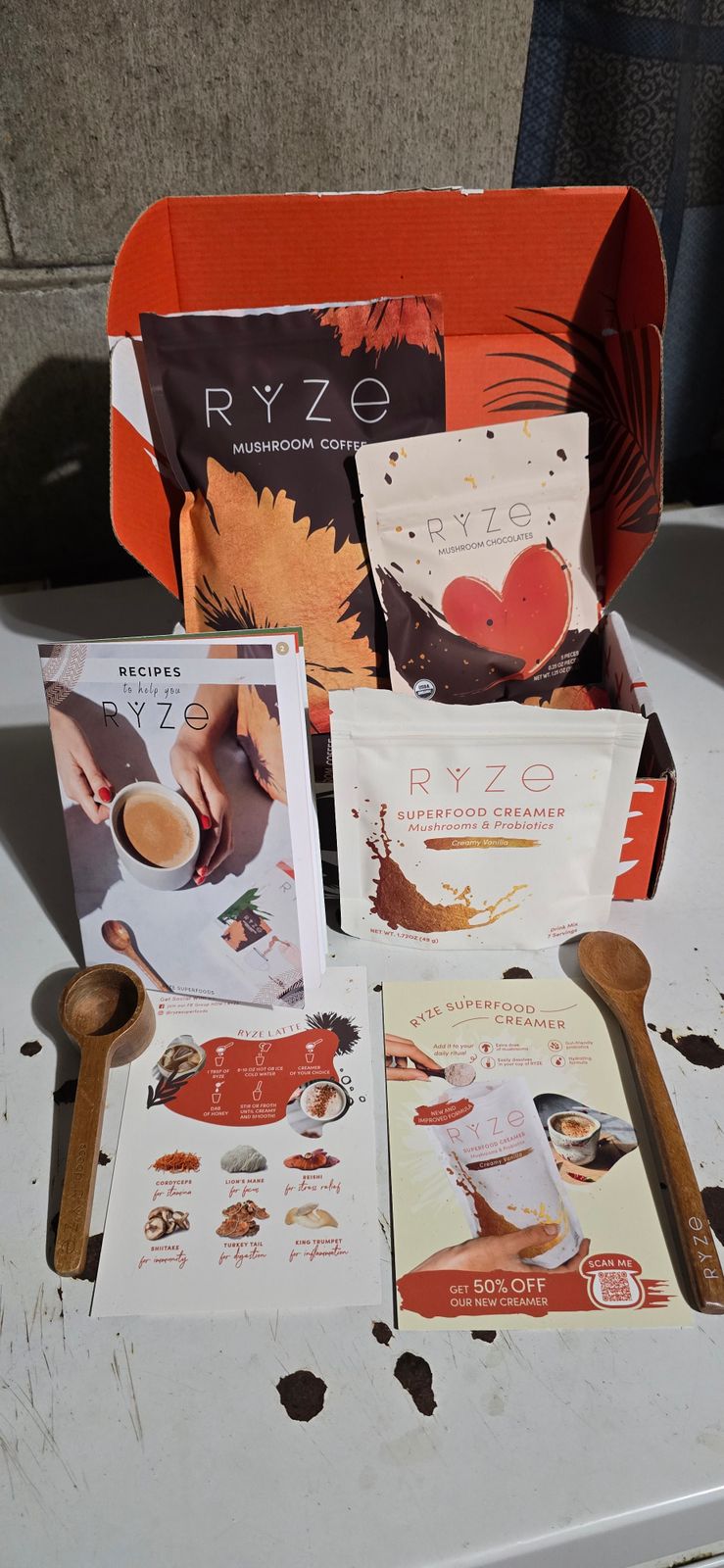 Open user-uploaded photo and review in a modal