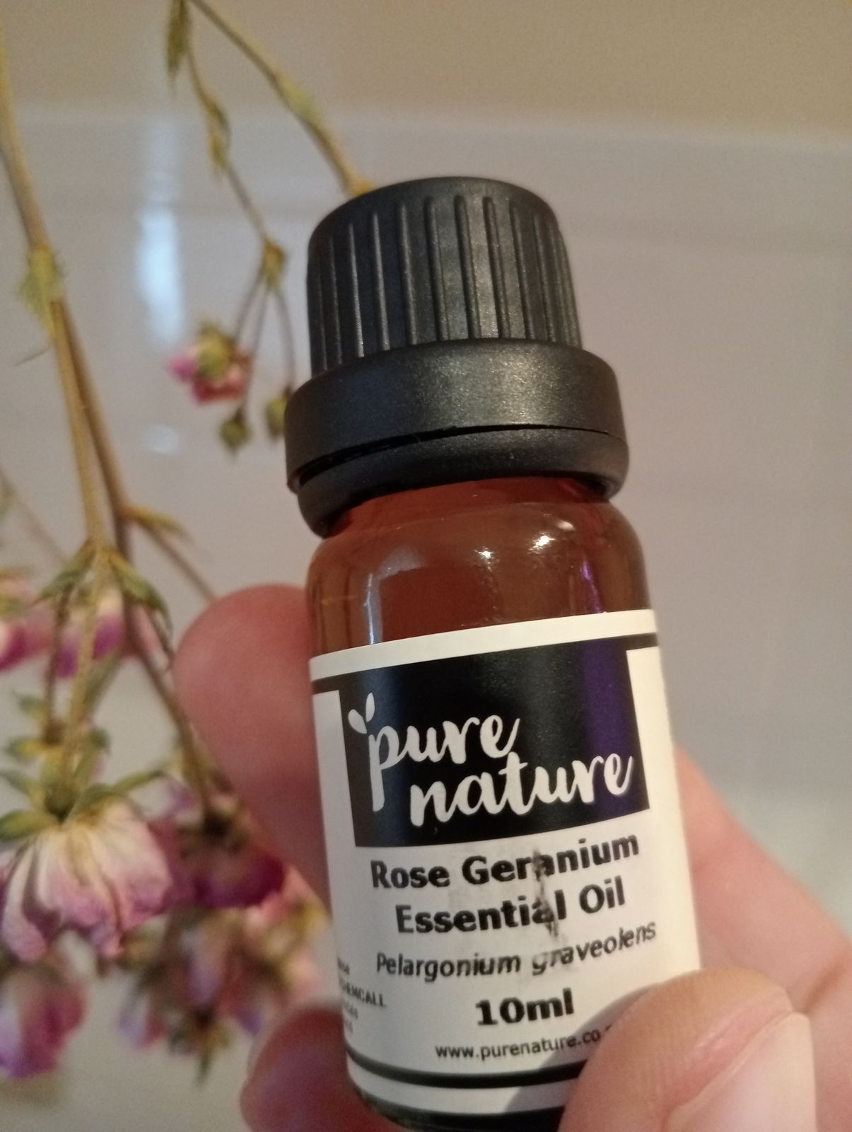 Rose Geranium Essential Oil – PureNature NZ