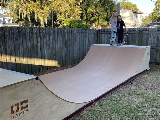 Foot Half Pipe Skater