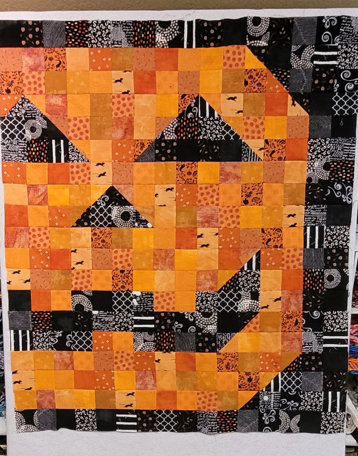 Digital Download - Peek-A-Boo Pumpkin Wall Hanging by Missouri Star