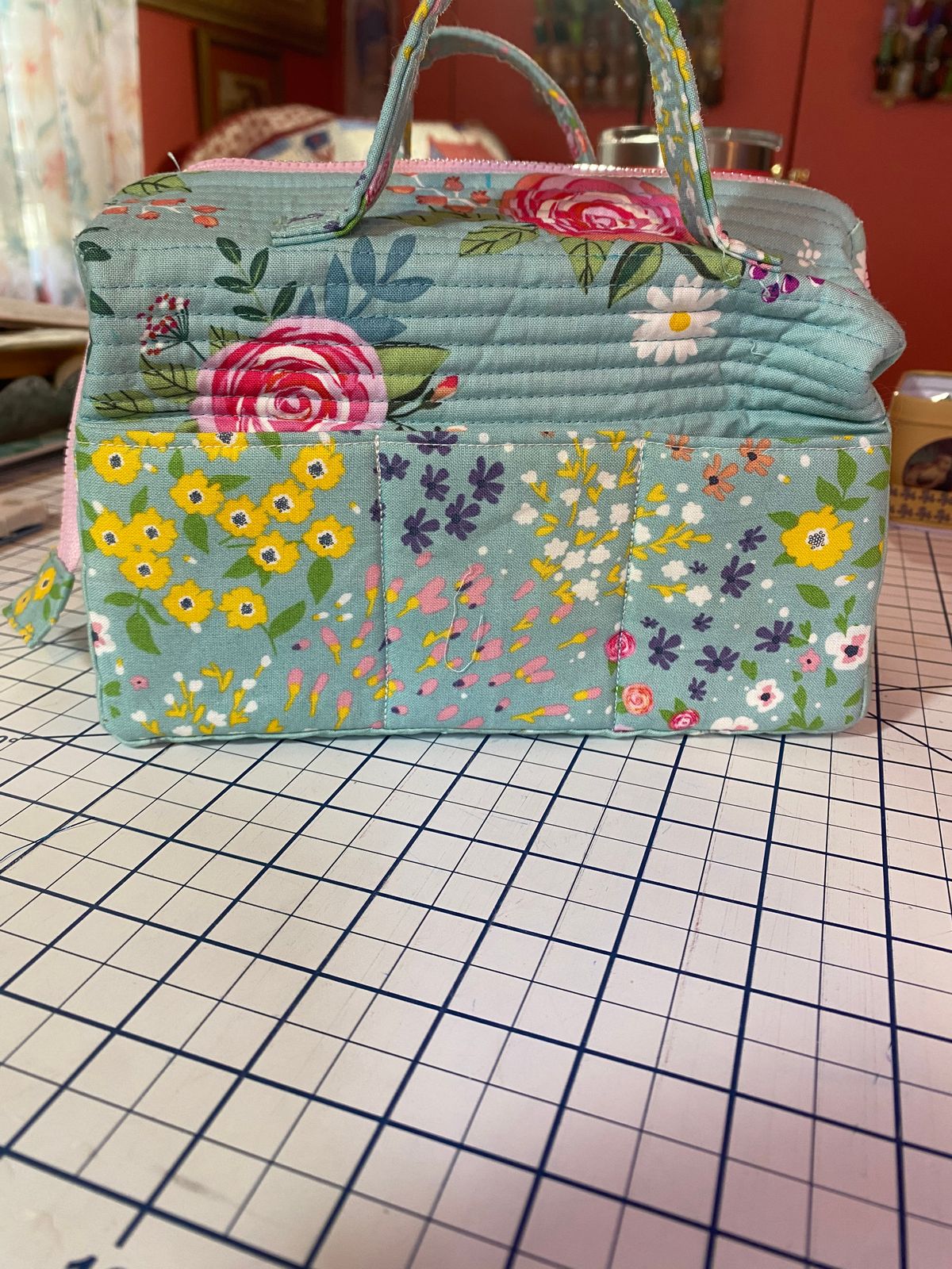 Stylish Sewing Caddy Kit