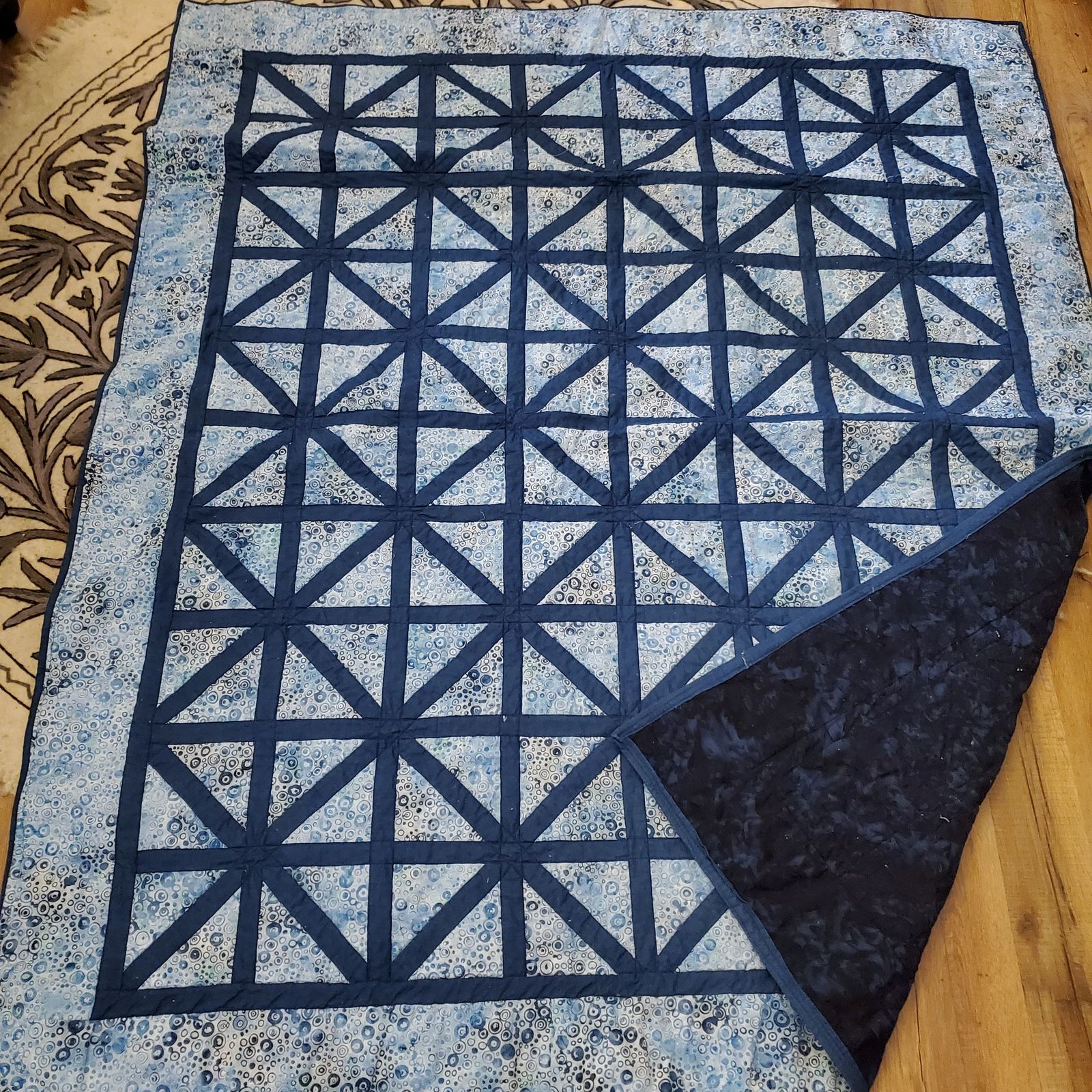 Ditto Quilt Pattern by Missouri Star