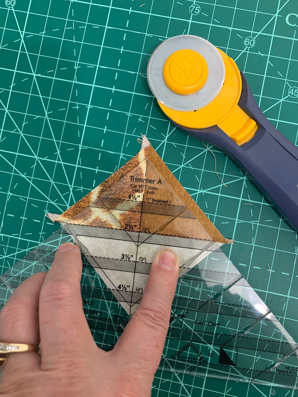 Clearly Perfect Slotted Trimmers