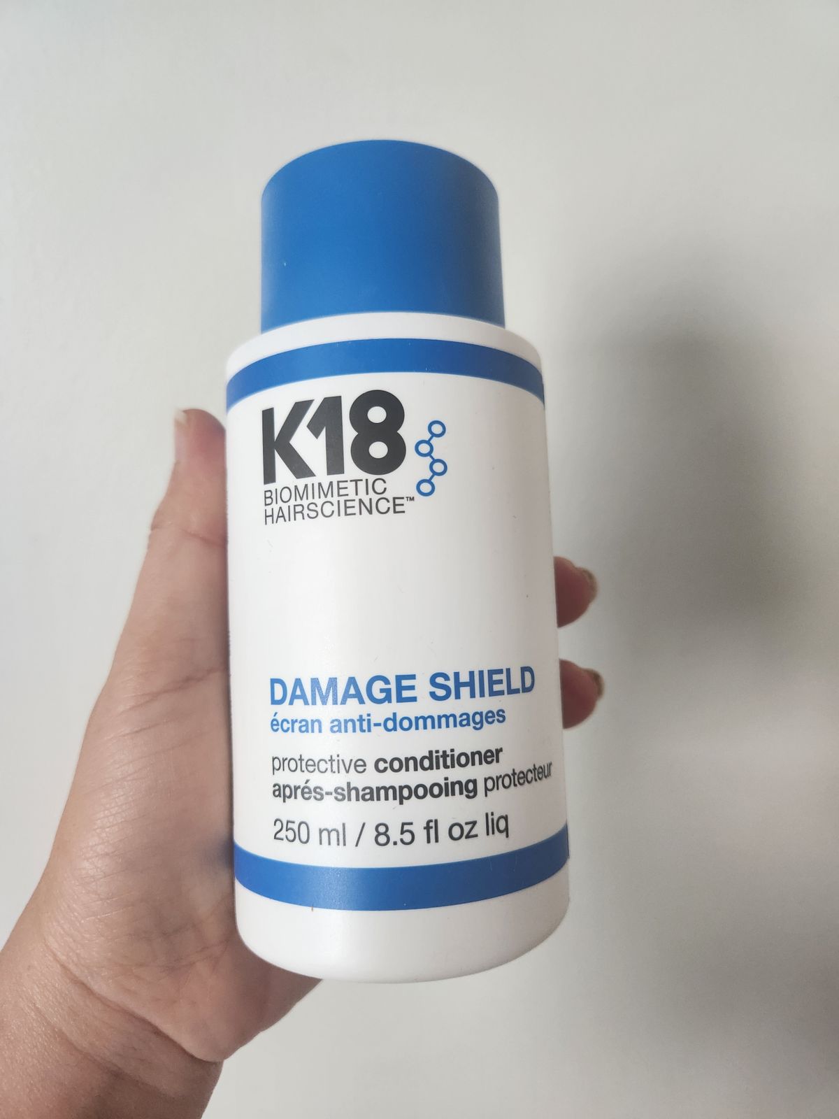 DAMAGE SHIELD protective conditioner 8.5oz | K18 Hair Pro