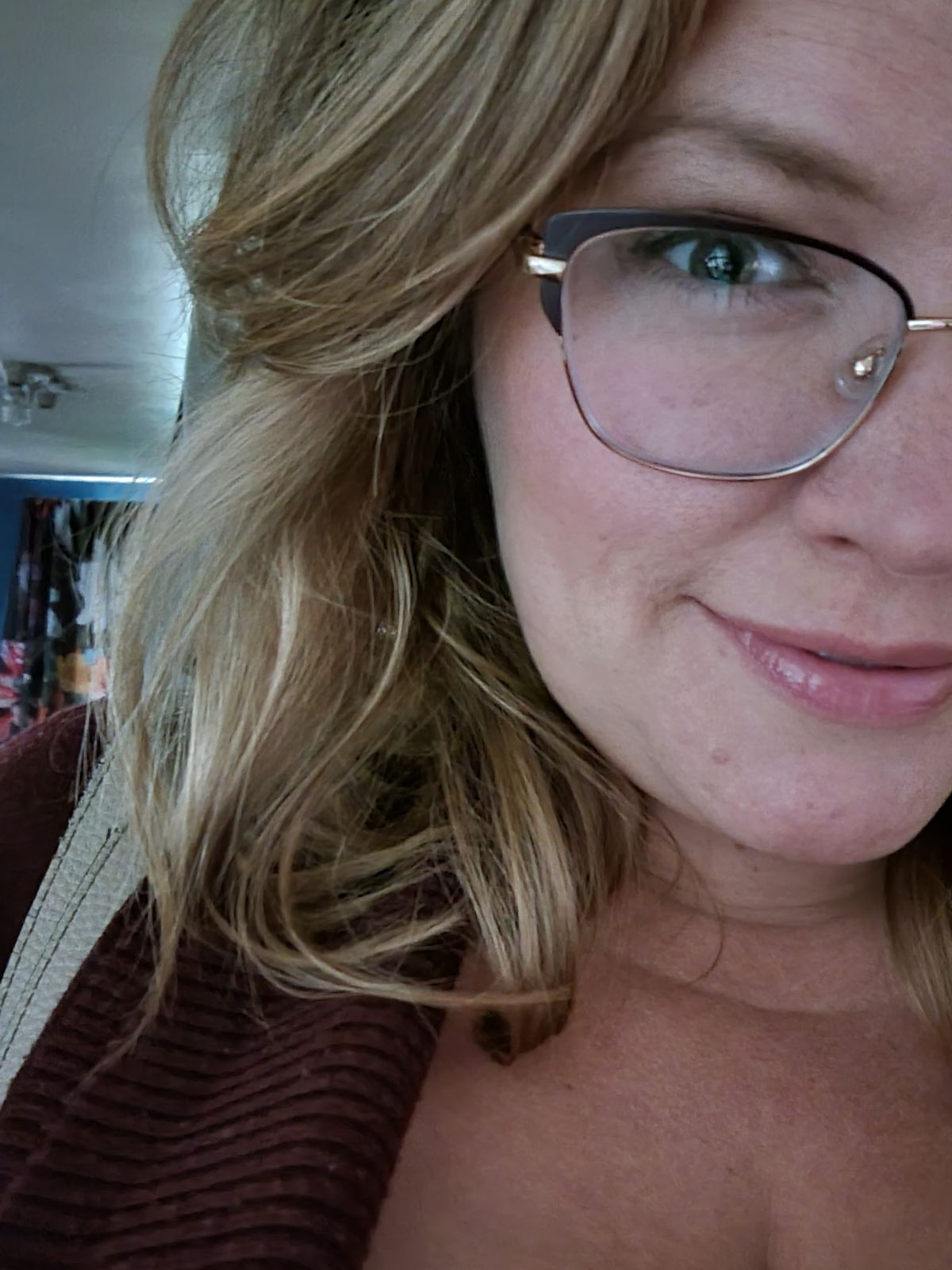 Guava Vitamin C Bright-Eye Gel Cream