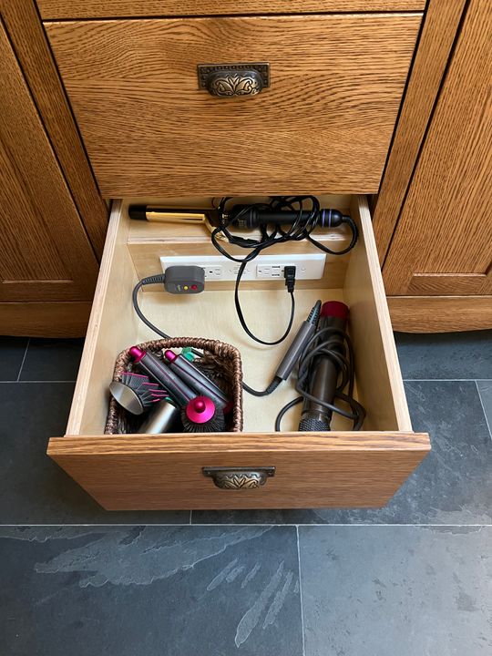 Most USB-C Ports Outlets | Docking Drawer