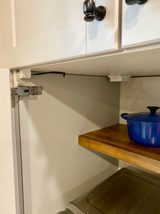 Safety Interlock Disconnect with Corner Mount Limit Switch – Docking Drawer