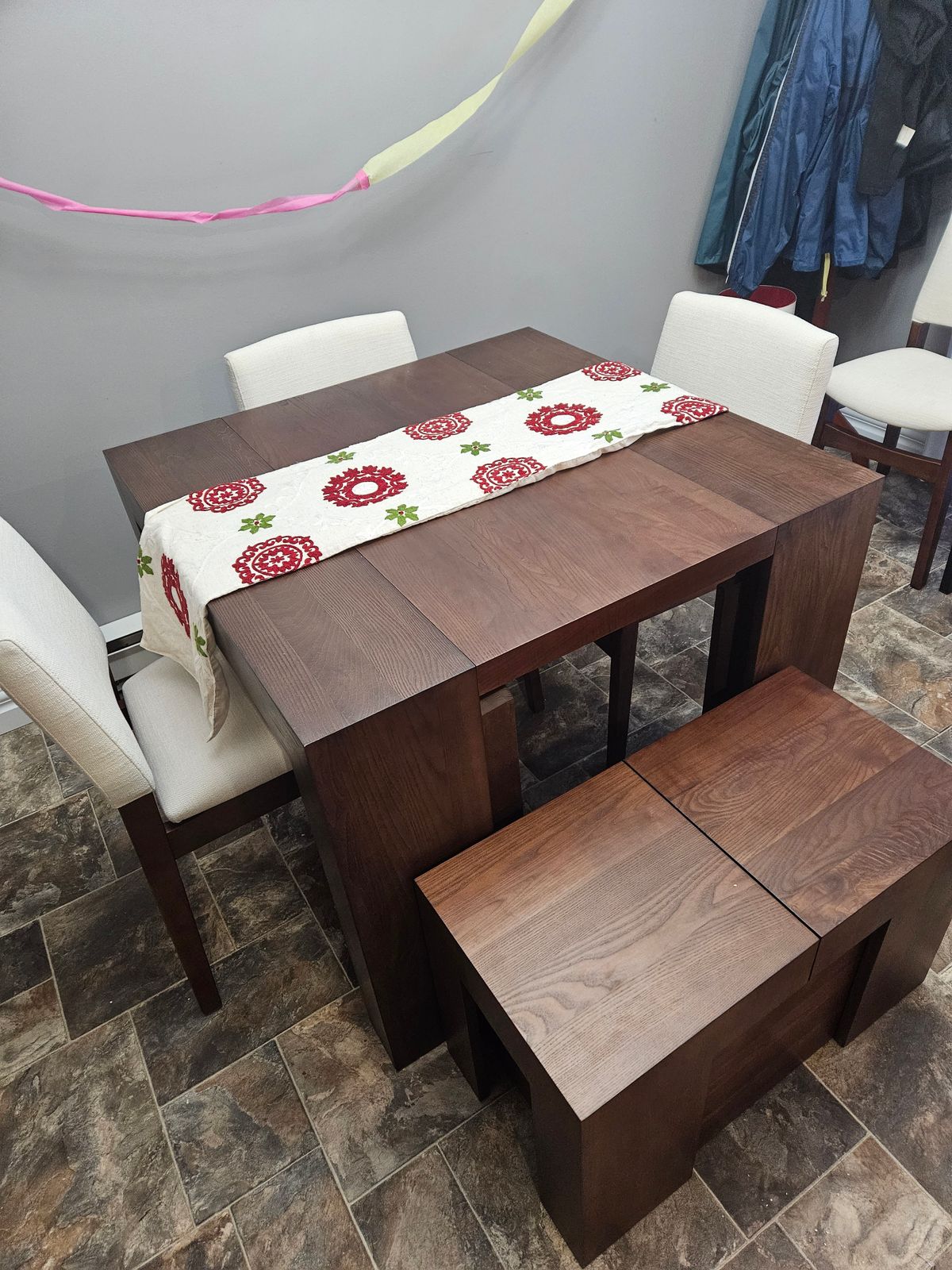 Transformer Chairs 4.0 & Transformer Table Canada