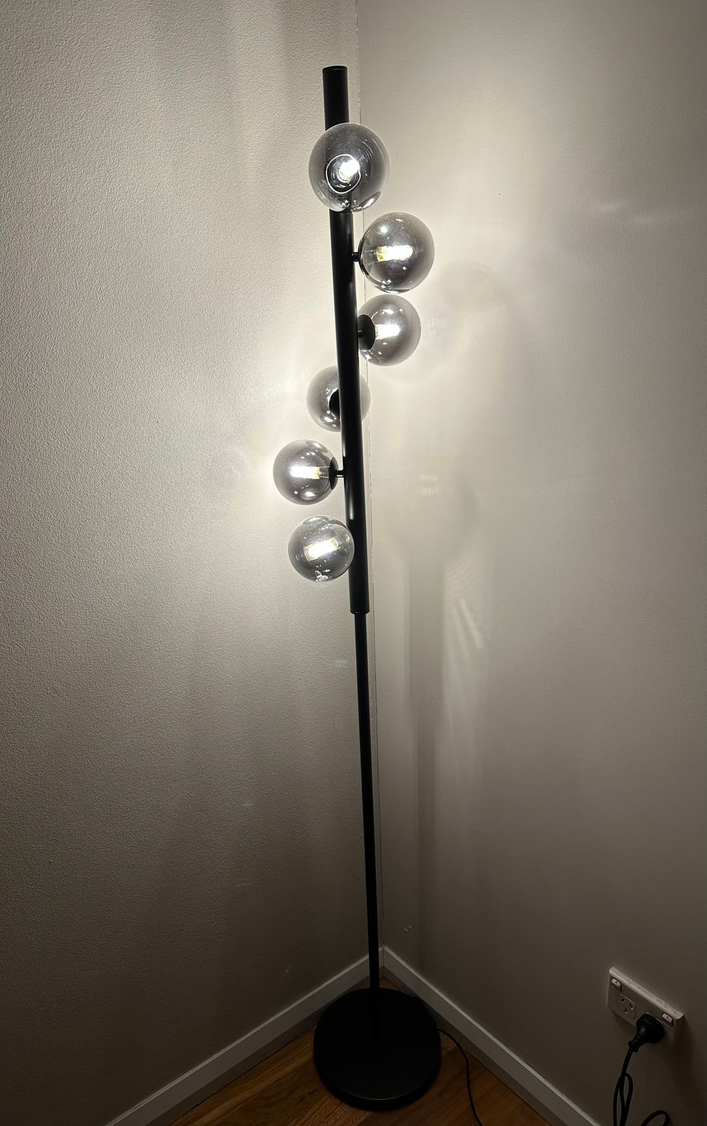 Midday Floor Lamp 6Lt in Black - The Lighting Outlet NZ
