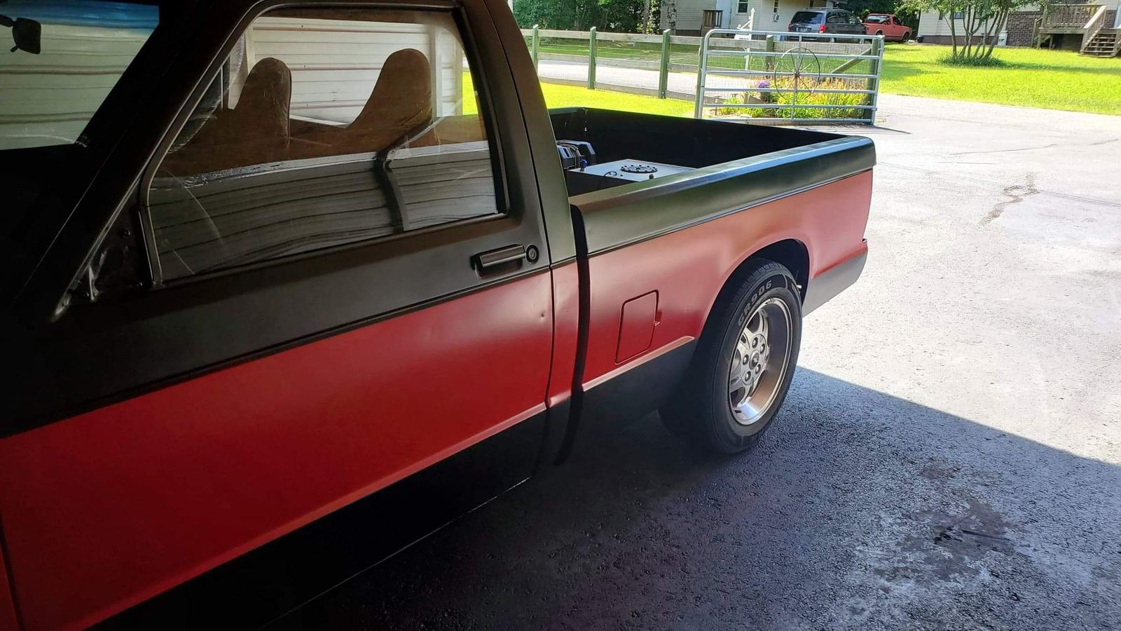 Satin Sheen Chassis Black Hot Rod Flatz Urethane Quart — TCP Global