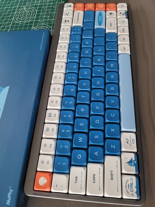 Shiokaze nSA Dye-sub PBT Keycaps | NUPHY®