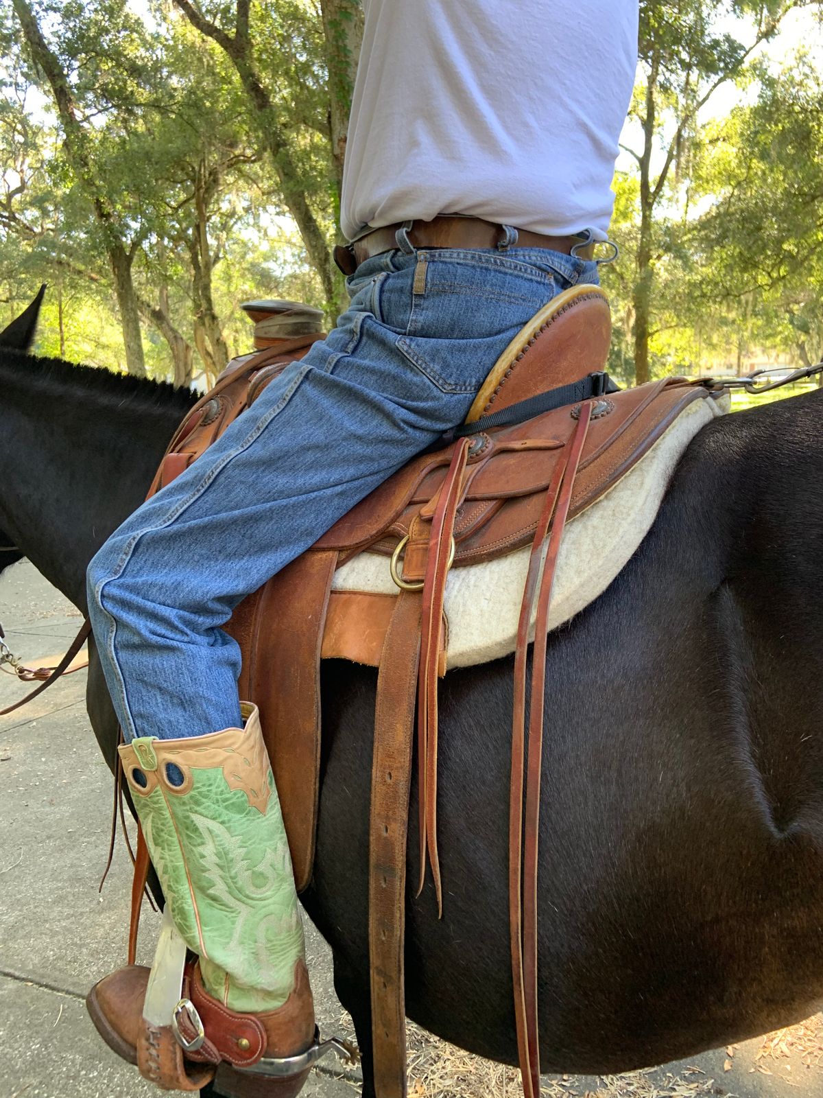 Men's Cinch Bronze Label Slim Fit Medium Stonewash Jeans