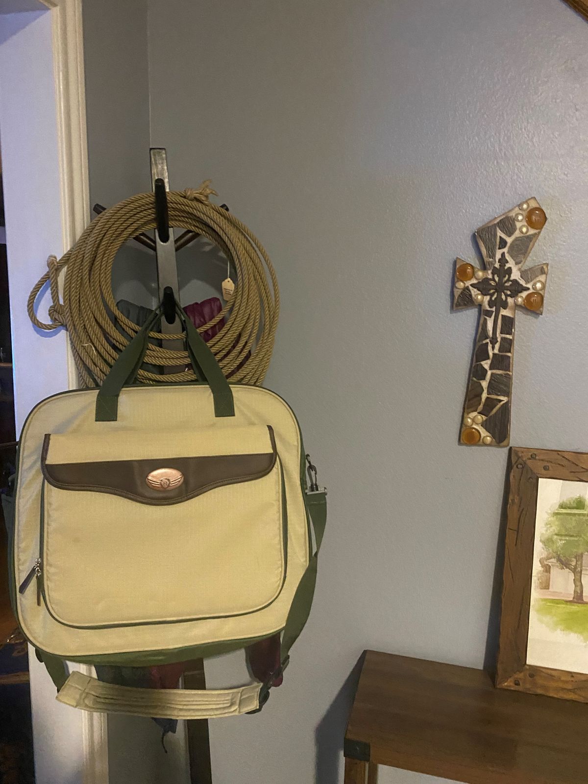 Open user-uploaded photo and review in a modal