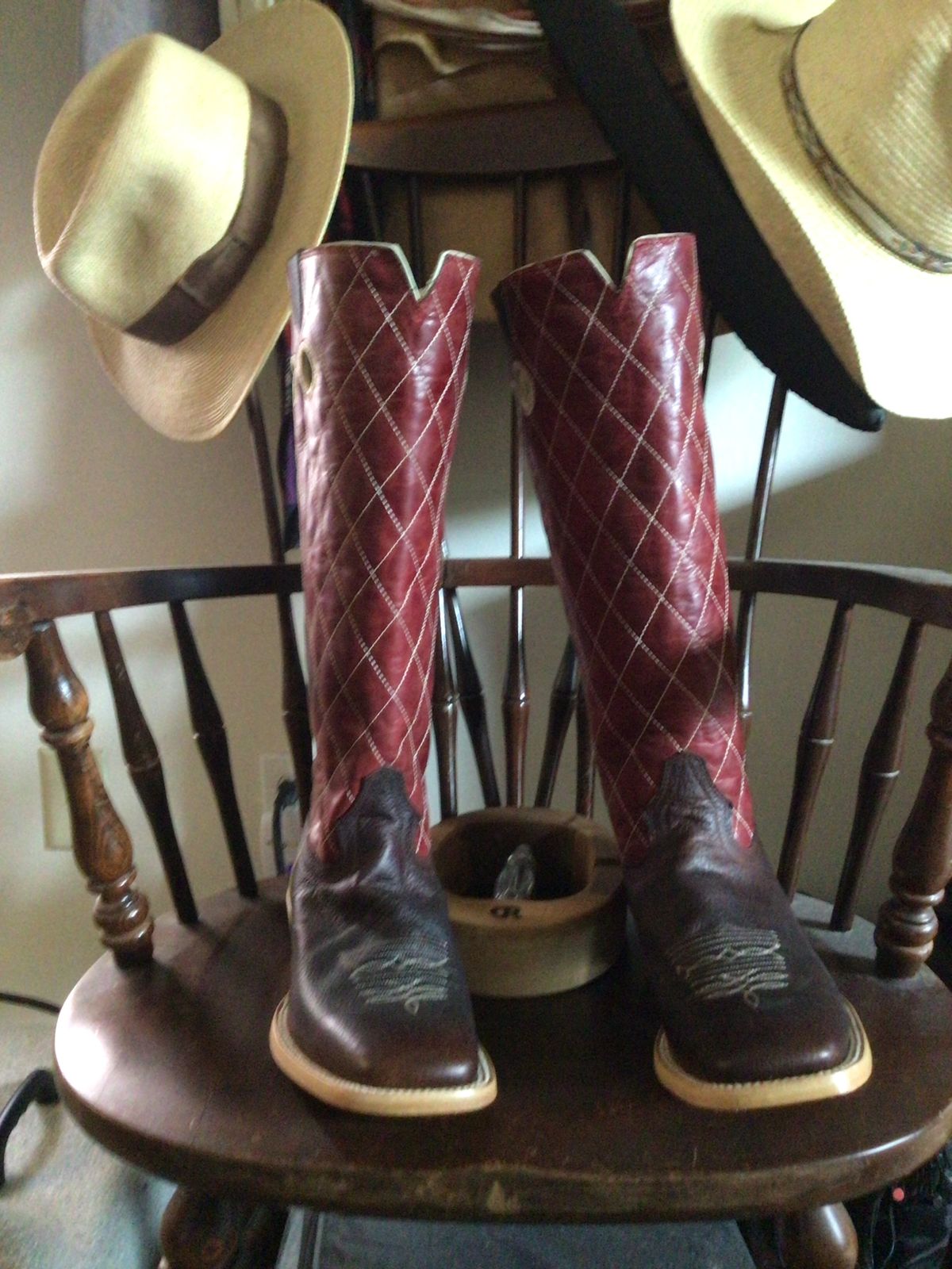 Hondo Enterprises Inc Men's Oil Tan 16in. Red Volcano Top Cowboy Boot