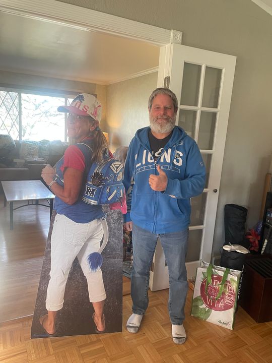 Custom - Graduation Stand Out - Cardboard Cutout – Fathead