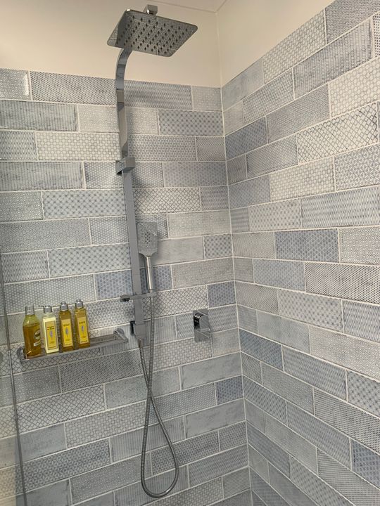 Lennox Head Gloss Blue Pattern Tile | TileCloud