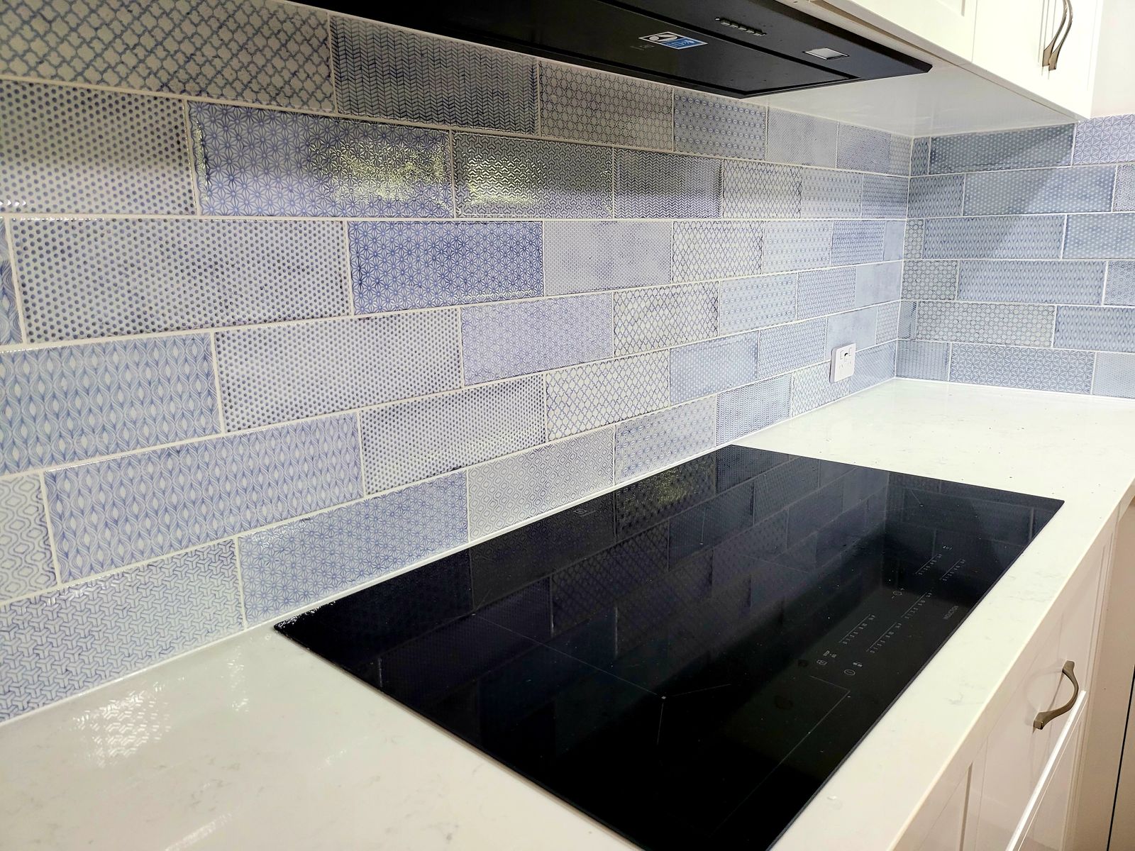 Lennox Head Gloss Blue Pattern Tile | TileCloud