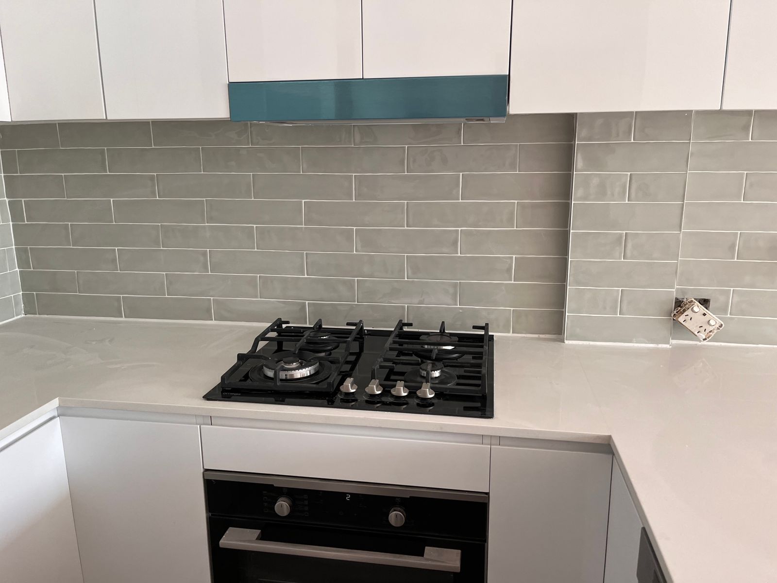 Newport Matt Mini Subway White Tile | TileCloud