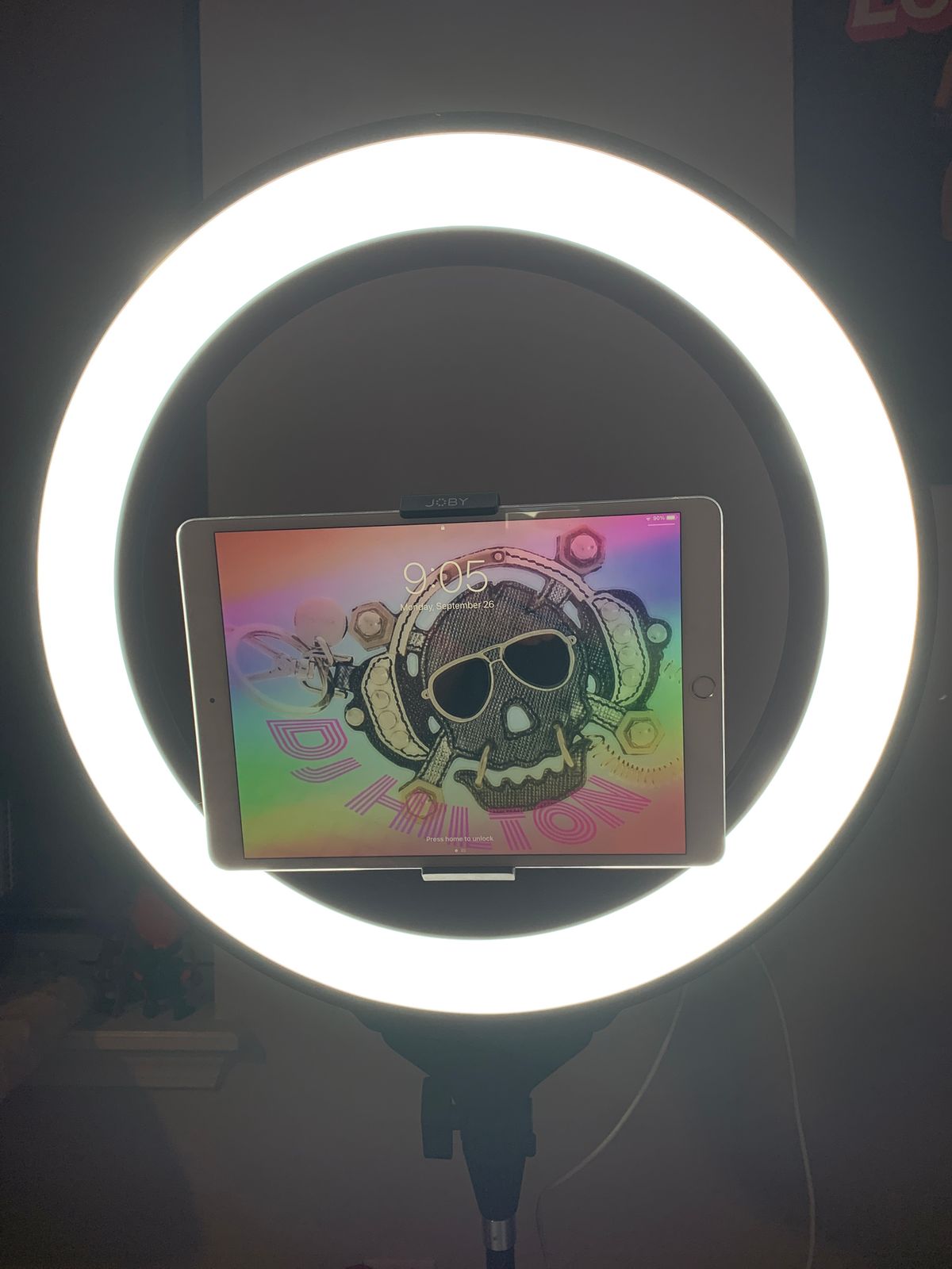 Cordless Ring Light Pro