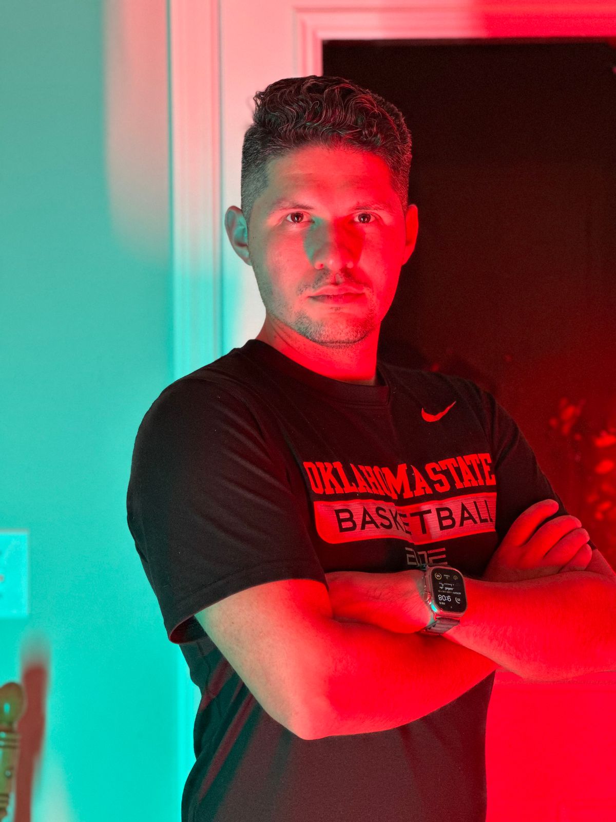 Tube Light XL - 4ft App-controlled RGB LED Tube Light with Internal Battery