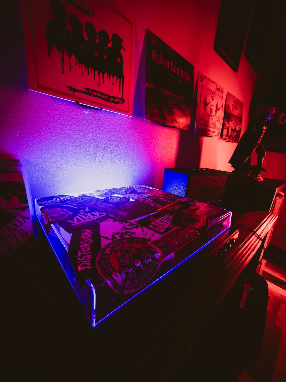 Tube Light XL - 4ft App-controlled RGB LED Tube Light with Internal Battery