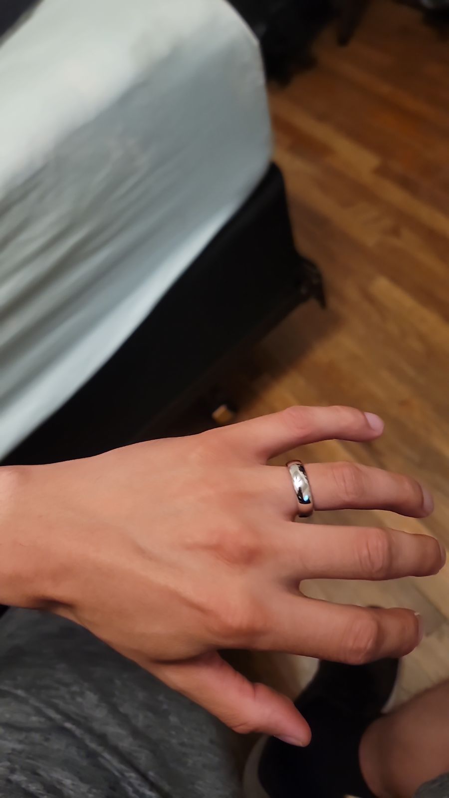 Carbon Fiber 3k Men's Wedding Band - The Ridge - Ridge AU