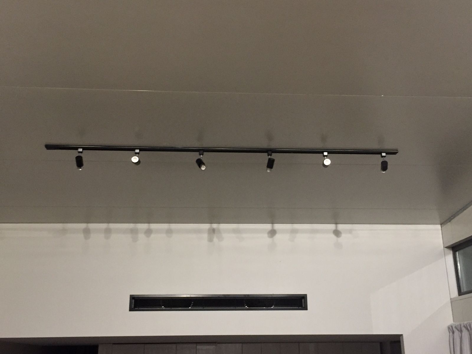 Lumos LED Track Lighting System - Single Phase / Single Circuit (3 wir ...