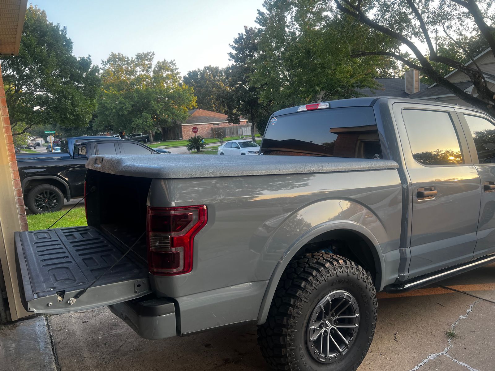 Durabak 18 Truck Bed Liner Outdoor UV (Textured) | Durabak