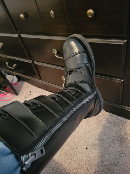 DEMONIA "Riot-18BK" Knee-high Boots - Black Leather – Demonia Cult