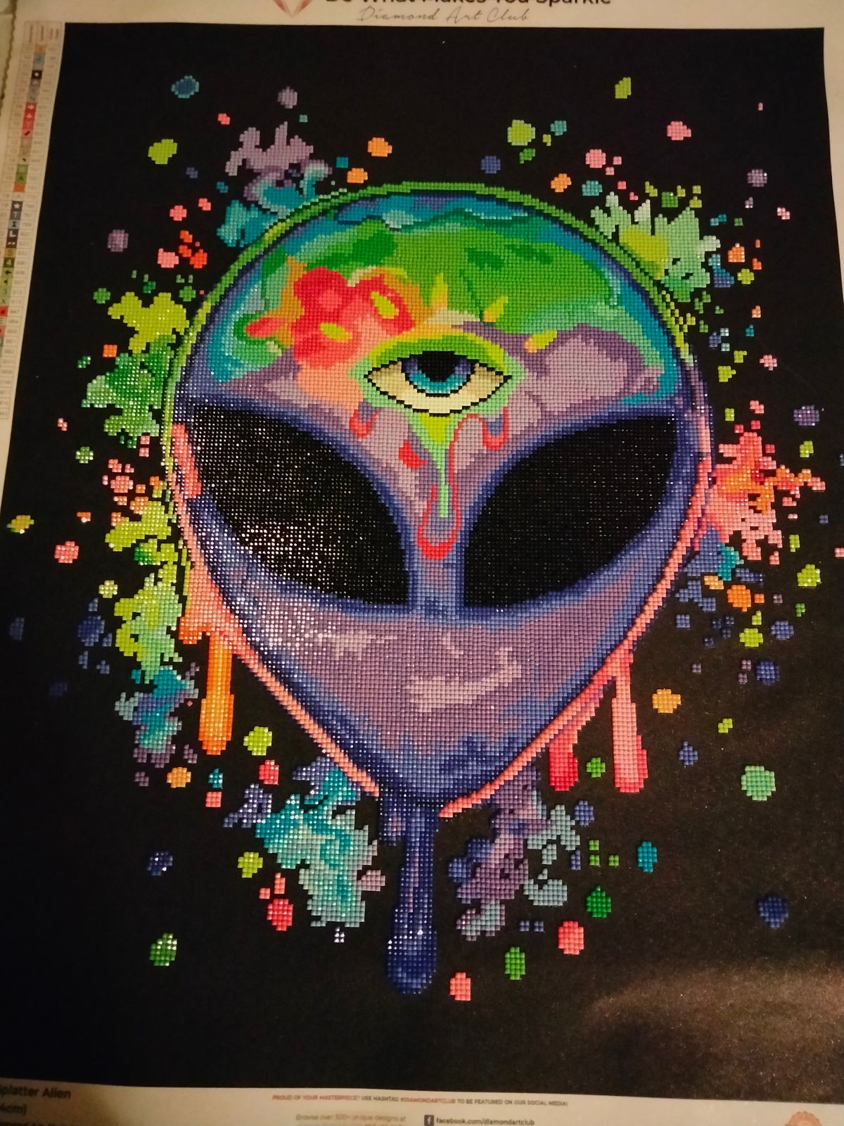 Splatter Alien – Diamond Art Club
