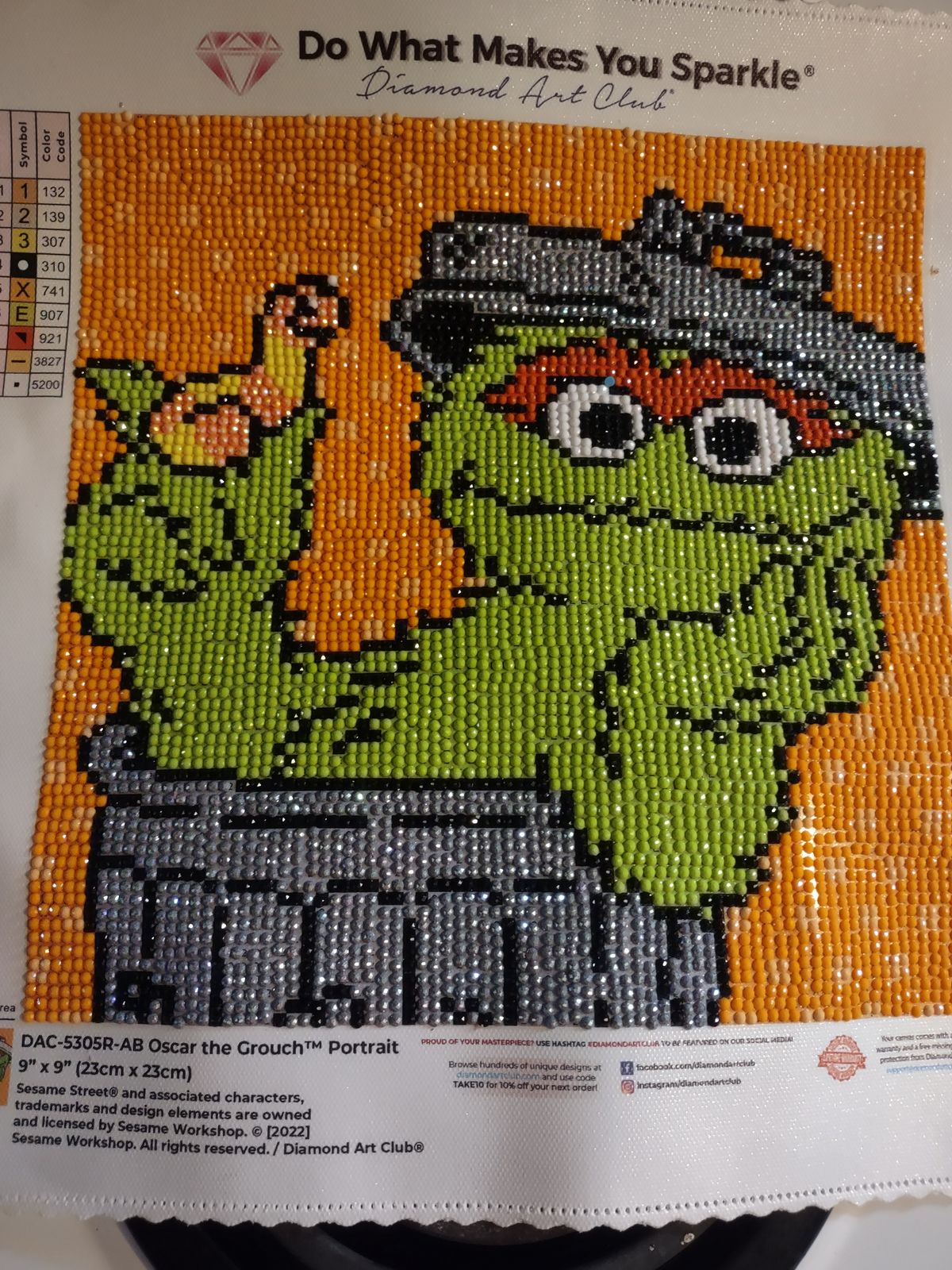 Oscar the Grouch™ Portrait – Diamond Art Club