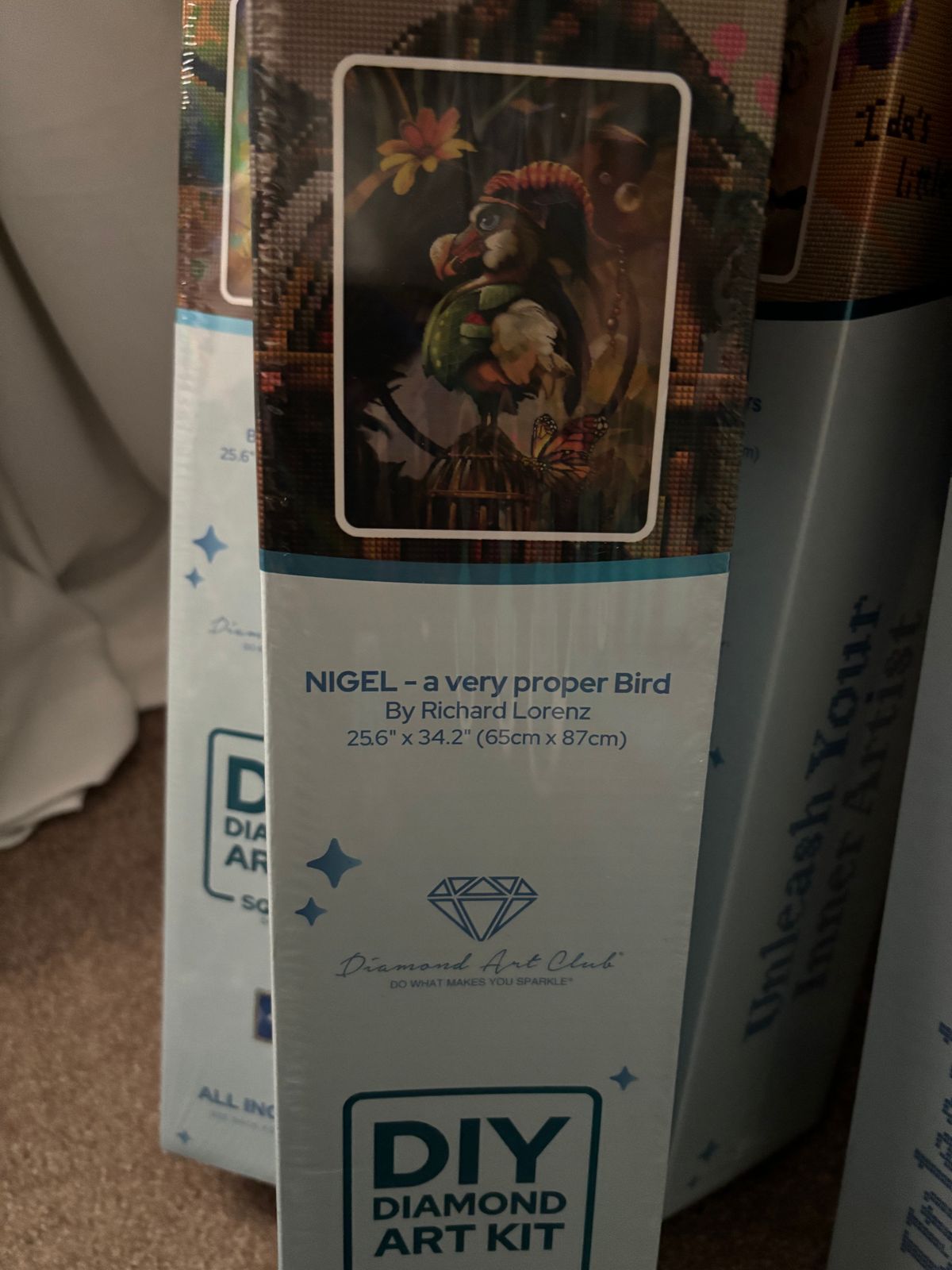 NIGEL - a very proper Bird – Diamond Art Club