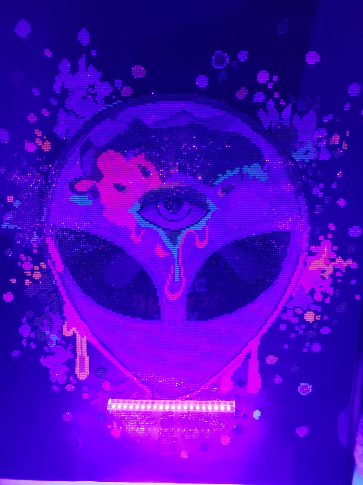 Splatter Alien – Diamond Art Club