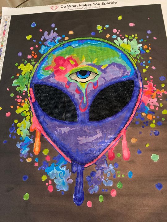Splatter Alien – Diamond Art Club