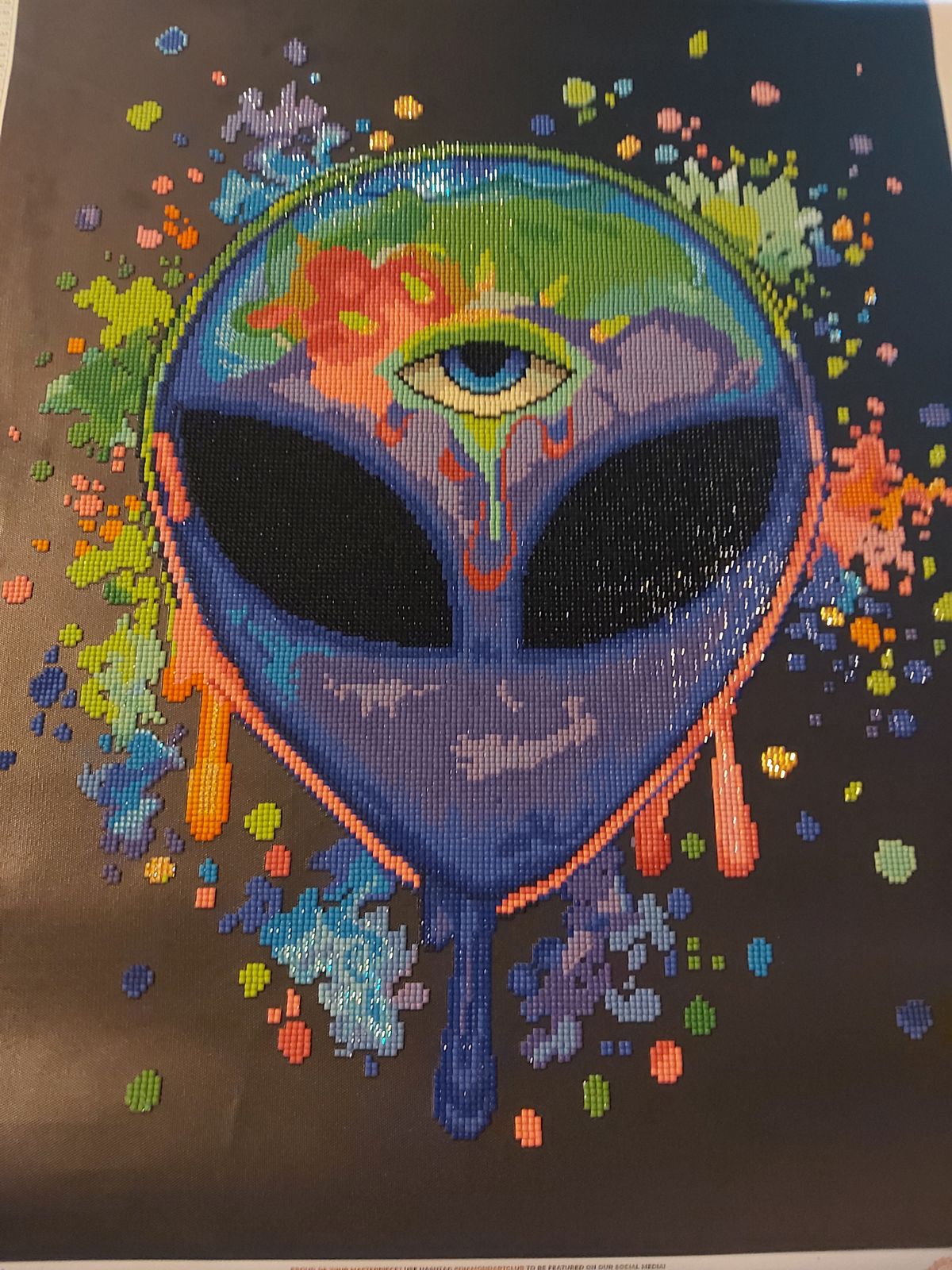 Splatter Alien – Diamond Art Club