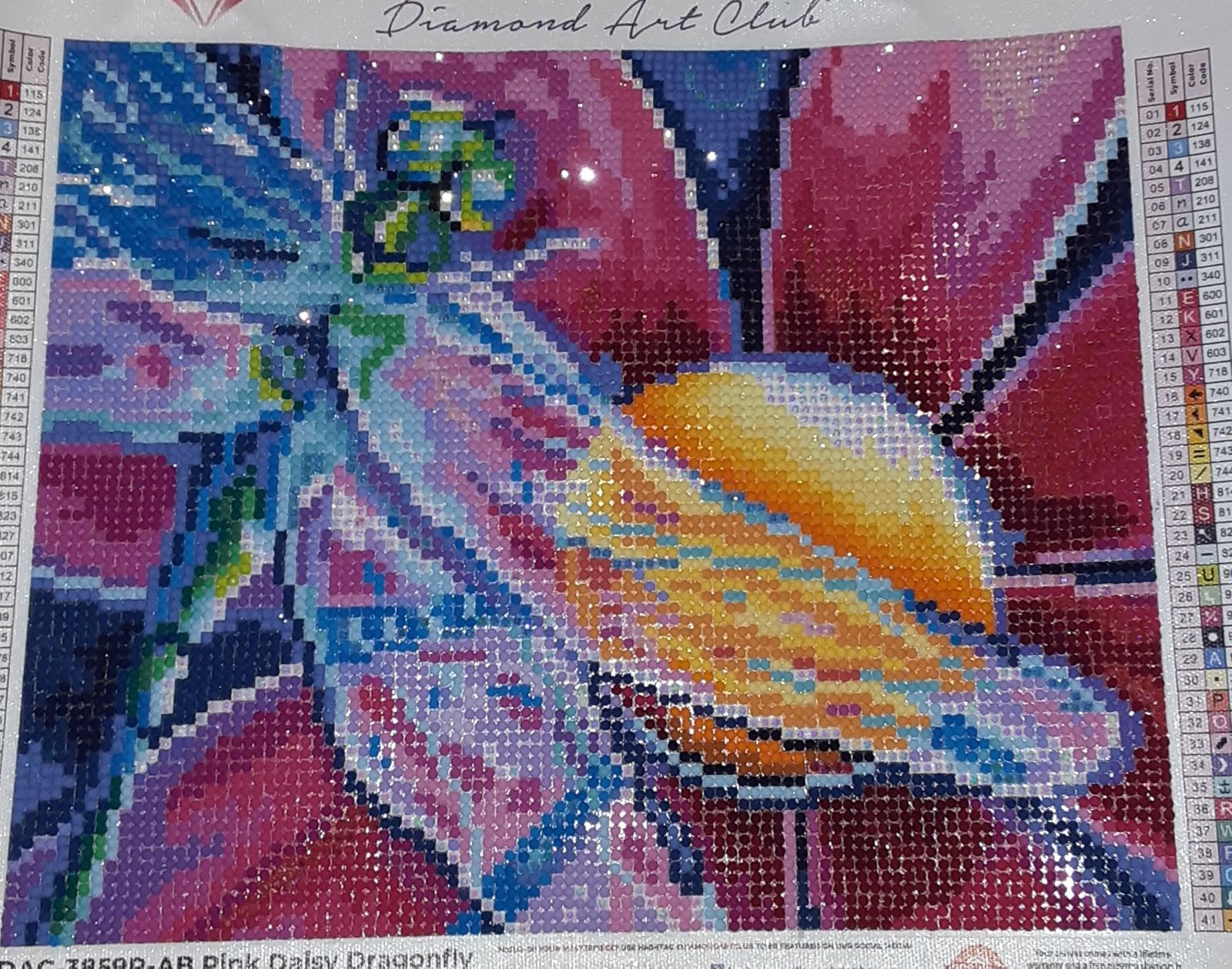 Pink Daisy Dragonfly – Diamond Art Club