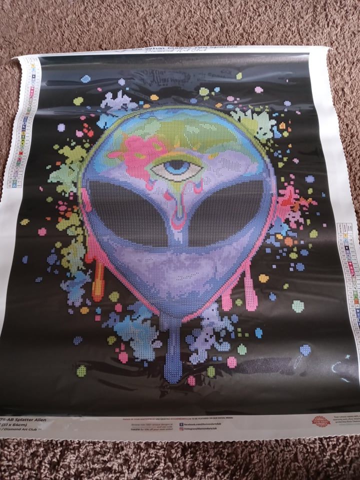Splatter Alien – Diamond Art Club