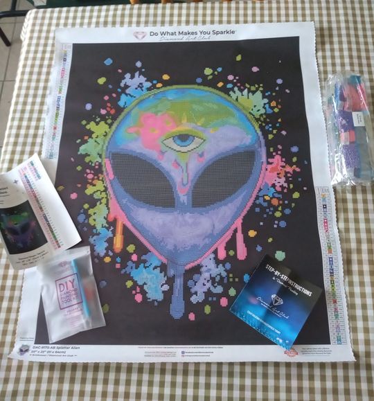 Splatter Alien – Diamond Art Club
