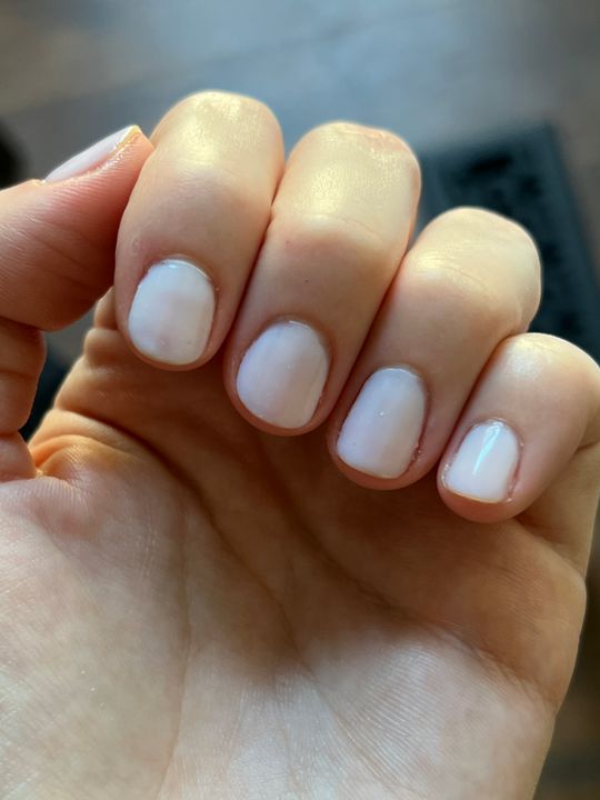 Illuminating Nail Concealer | Nail Care | LONDONTOWN