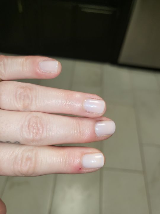 Pink Illuminating Nail Concealer | Nail Care | LONDONTOWN