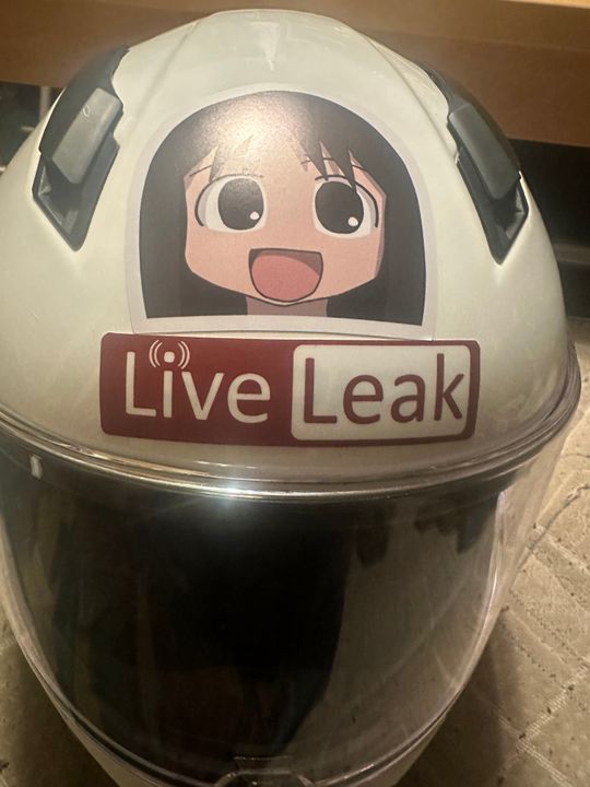 LiveLeak Vinyl Sticker – KommandoStore