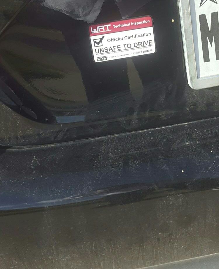 Unsafe To Drive Vinyl Sticker – KommandoStore