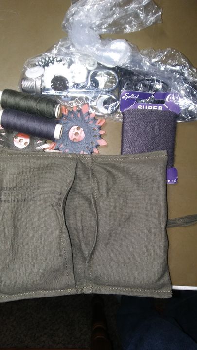 West German Bundeswehr Sewing Kit – KommandoStore