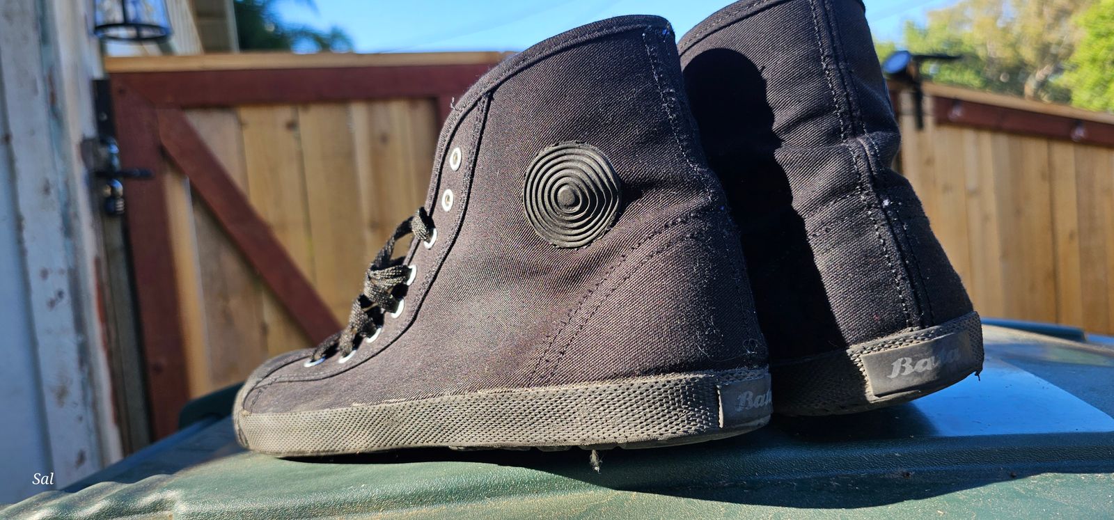 South African Bata 'Takkie' Hockey Sneakers – KommandoStore